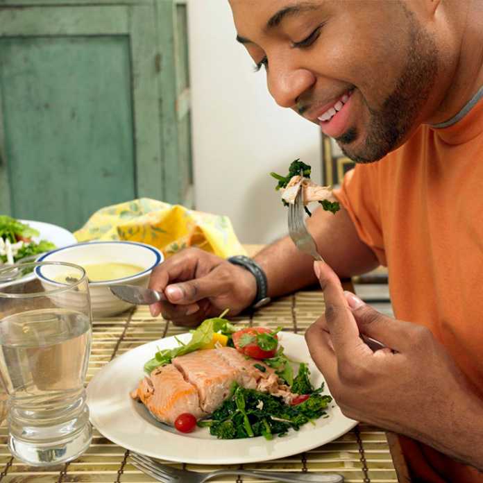 Qué comer después de entrenar y por qué es importante para aumentar masa muscular - La Guía de ...