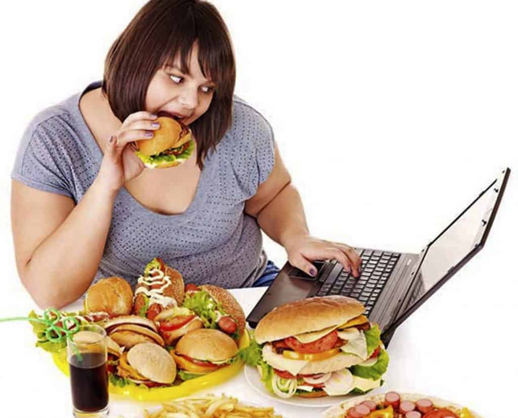 13 efectos de la comida rápida en tu cuerpo - La Guía de las Vitaminas